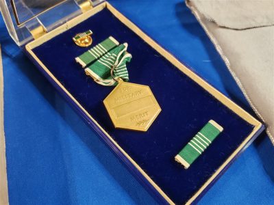 MEDAL ARCOM LUCITE CASED - Doughboy Military Collectables Springfield ...