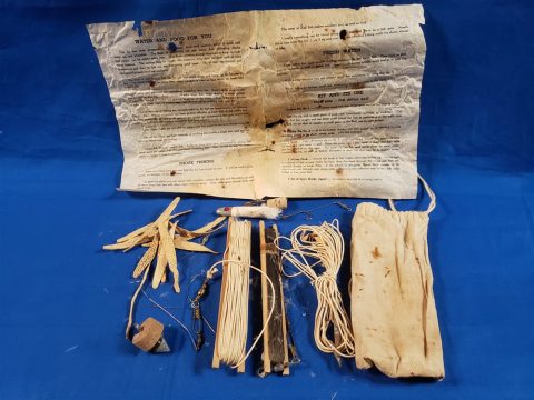 SURVIVAL FISHING KIT PILOTS WWII - Doughboy Military Collectables ...