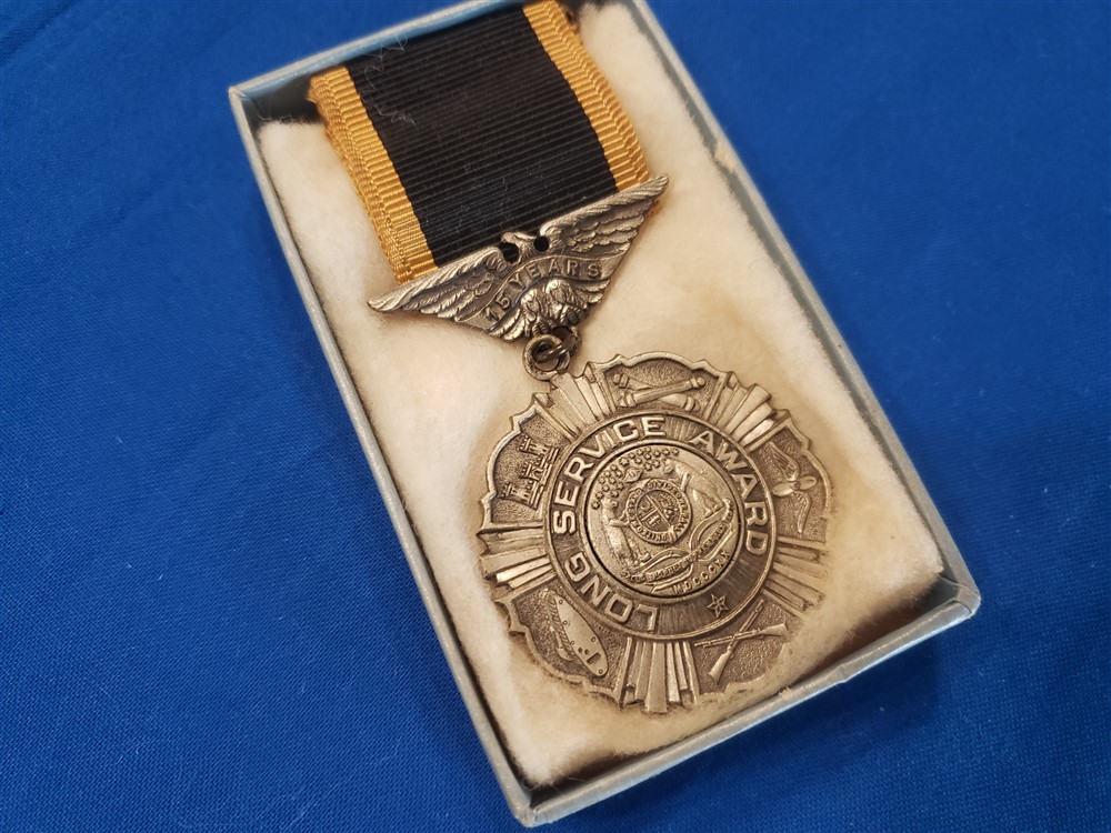 Medal MONG 15 Service box - Doughboy Military Collectables Springfield ...