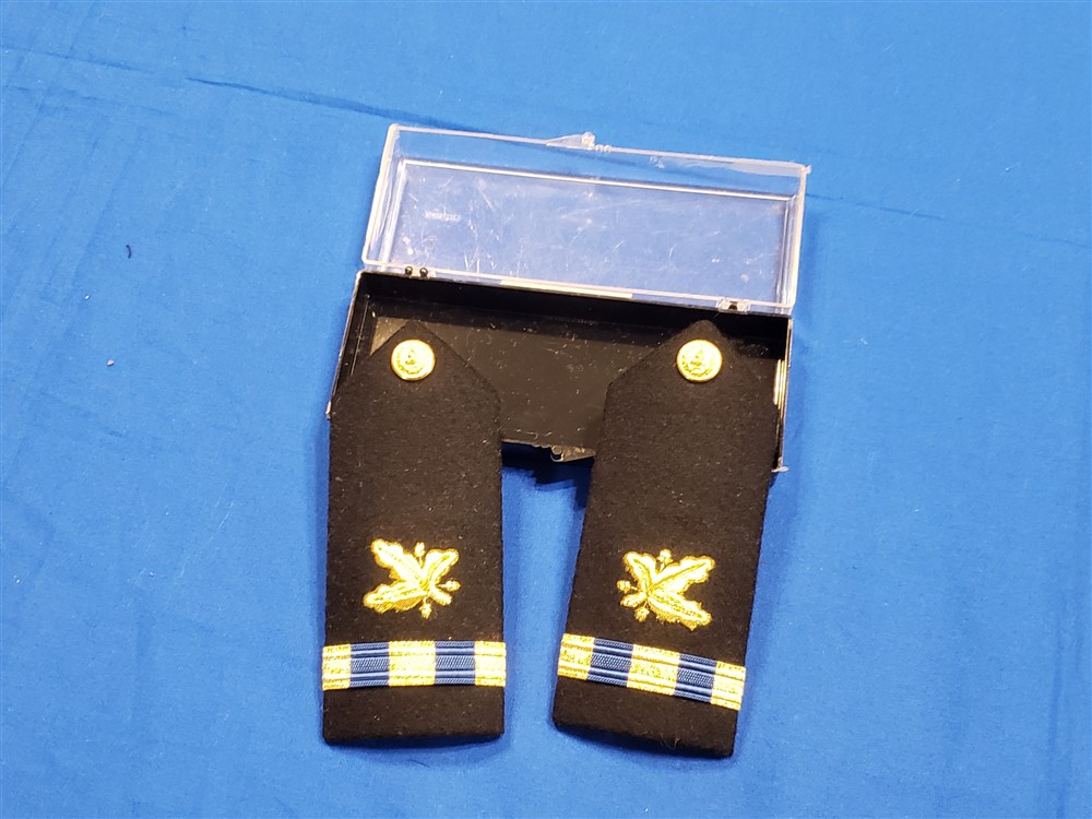 Shoulder Mark Supply 1960s - Doughboy Military Collectables Springfield ...