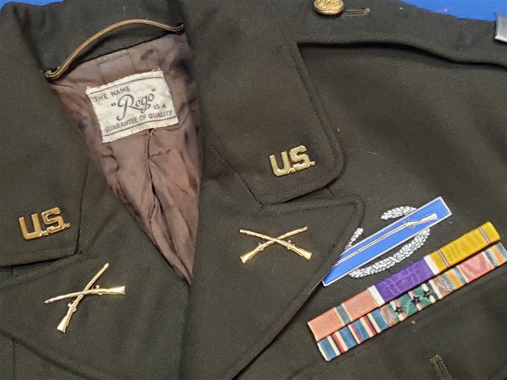 Tunic Officer 9th Inf - Doughboy Military Collectables Springfield Missouri