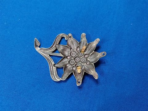 Edelweiss cap badge WWII - Doughboy Military Collectables Springfield Missouri