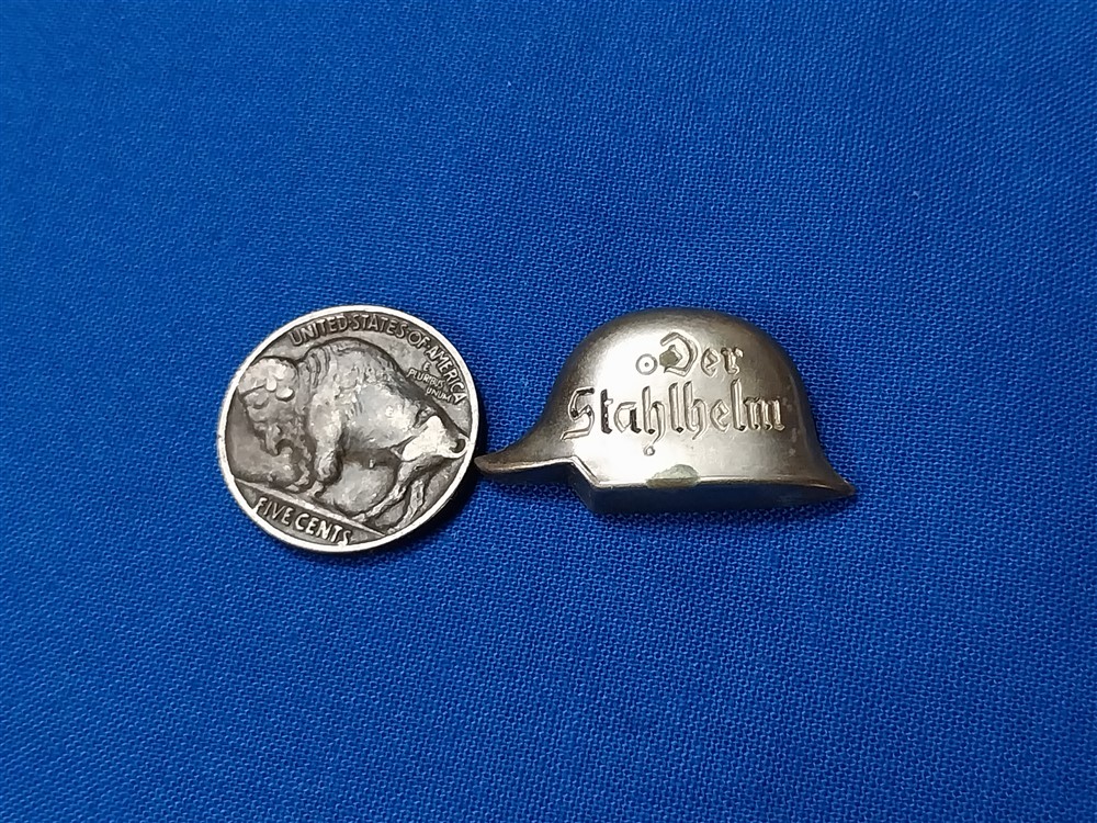 Stahlhelm member pin WWII - Doughboy Military Collectables Springfield ...