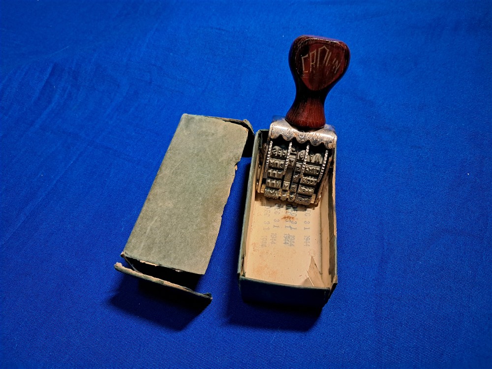 Date stamper WWII 37-44 - Doughboy Military Collectables Springfield ...