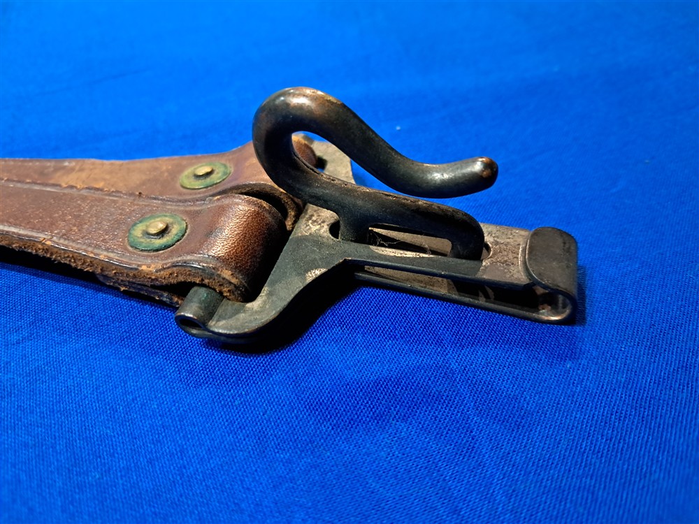 M1902 sword hanger WWI - Doughboy Military Collectables Springfield ...