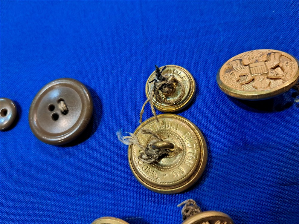 Buttons OFC Jacket 1942 - Doughboy Military Collectables Springfield ...